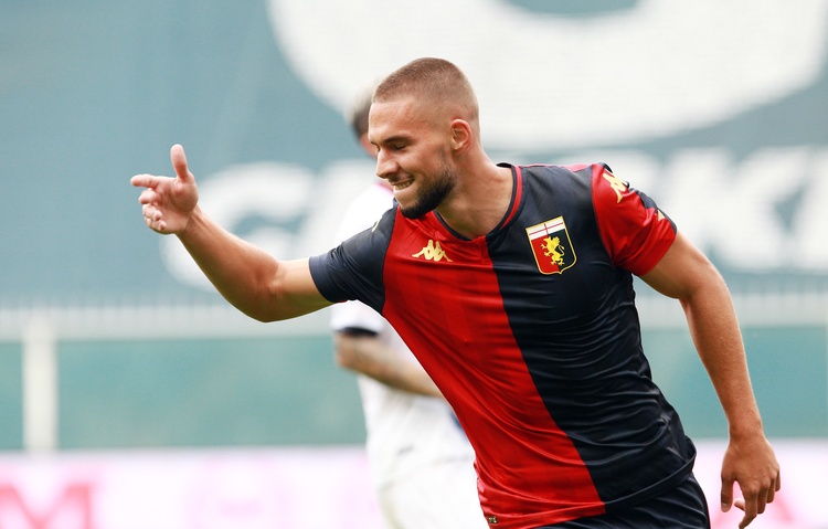 SERIE A: Il Genoa cala il poker all’esordio: Crotone travolto 4 a 1 ...