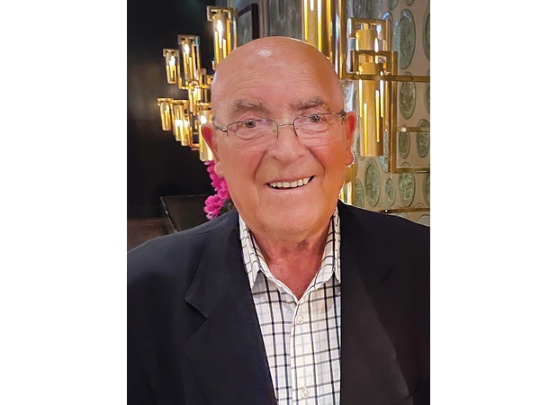 Domenic Crivelli — Il Globo