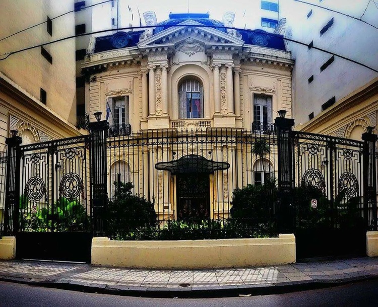 El Círculo Italiano de Buenos Aires cumple 153 años entre obras y ...