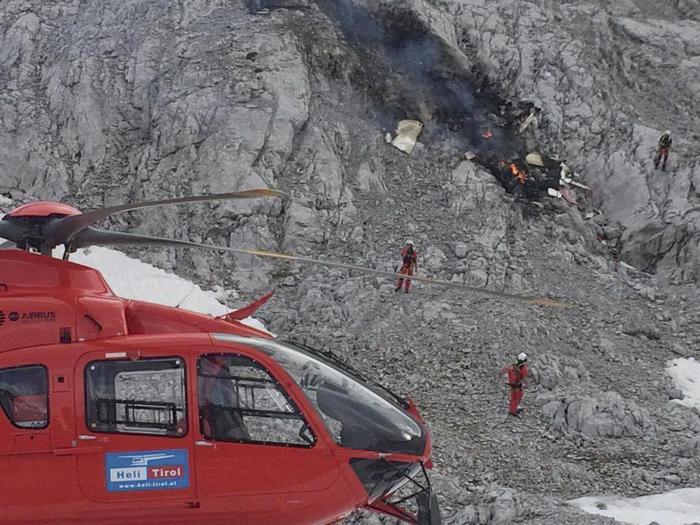 Two British men killed in plane crash over French-Italian border — Il Globo