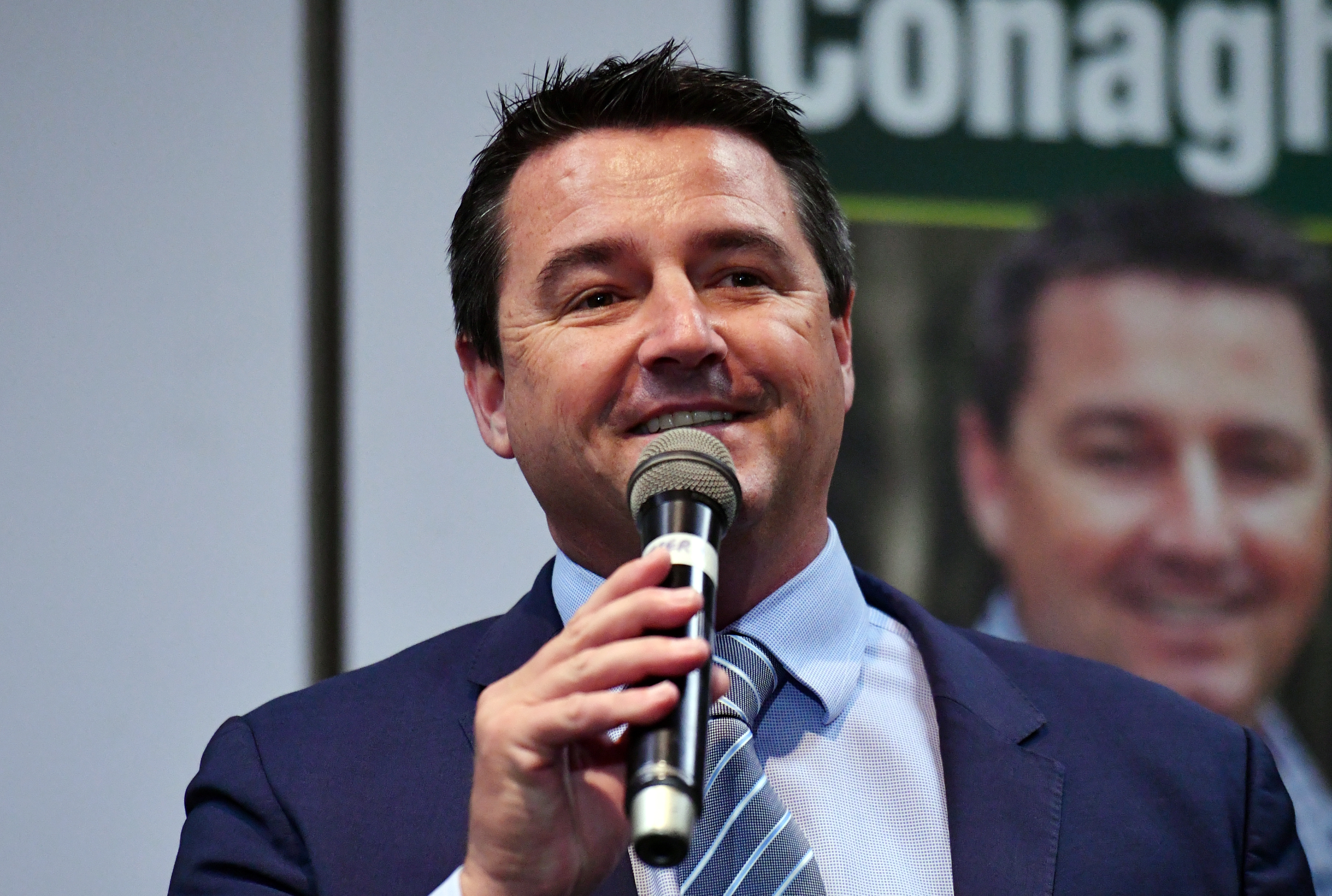 Pressioni interne per il dole — Il Globo