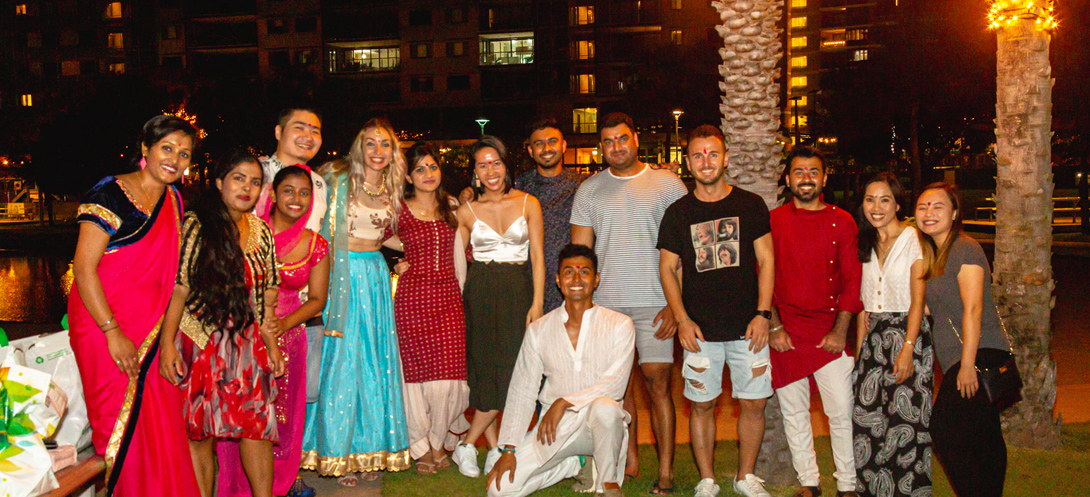 Una Darwin colorata e multiculturale dalla firma tricolore — Il Globo