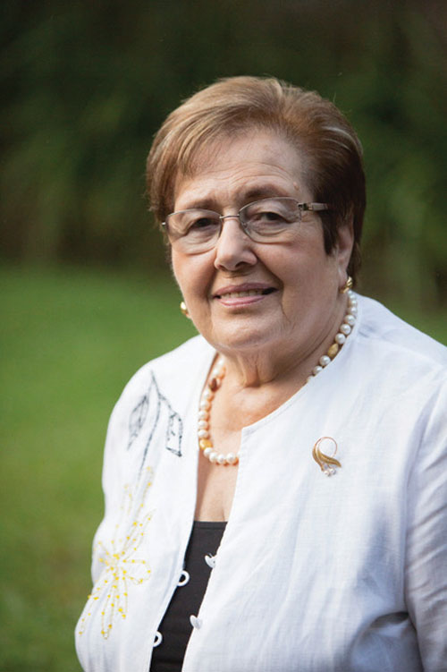 Gina Milazzo in Stillone — Il Globo