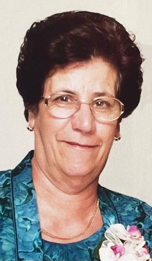 Angela Defina — Il Globo