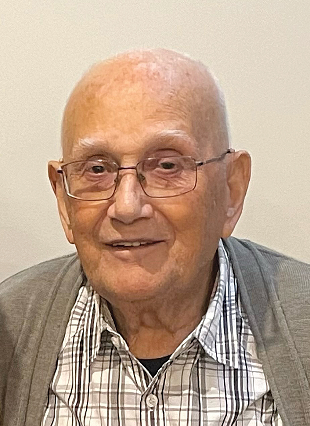 Giuseppe (Pino) Sciarrone — Il Globo