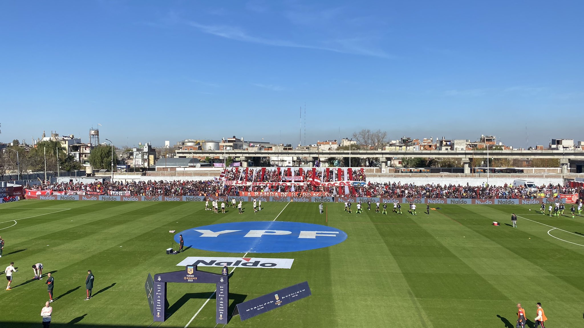 River Plate lider, Huracan en descenso directo — Il Globo