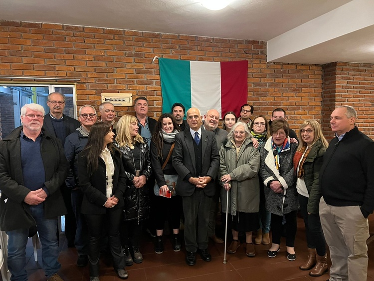 Nace el Circolo Ligur de Montevideo — Il Globo
