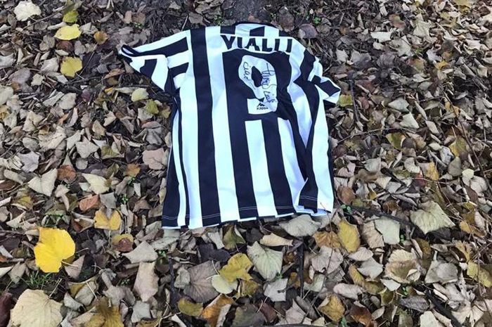 Vialli’s stolen jersey found in park after owner's appeal — Il Globo