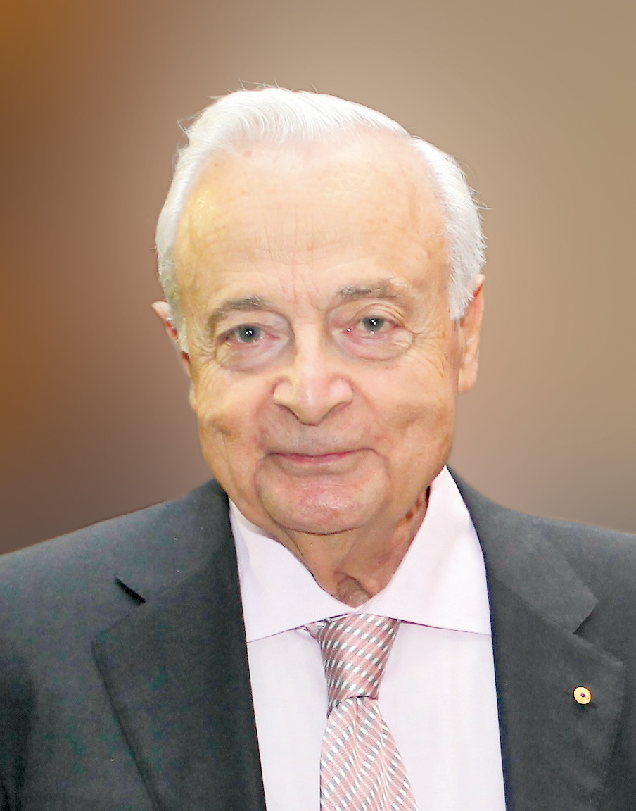 Grande Ufficiale Ubaldo Larobina AO OBE — Il Globo