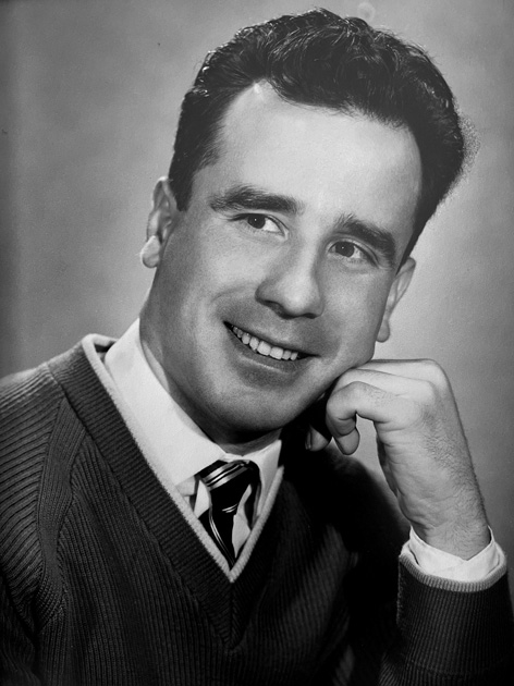 GREGORIO COSTANZO — Il Globo