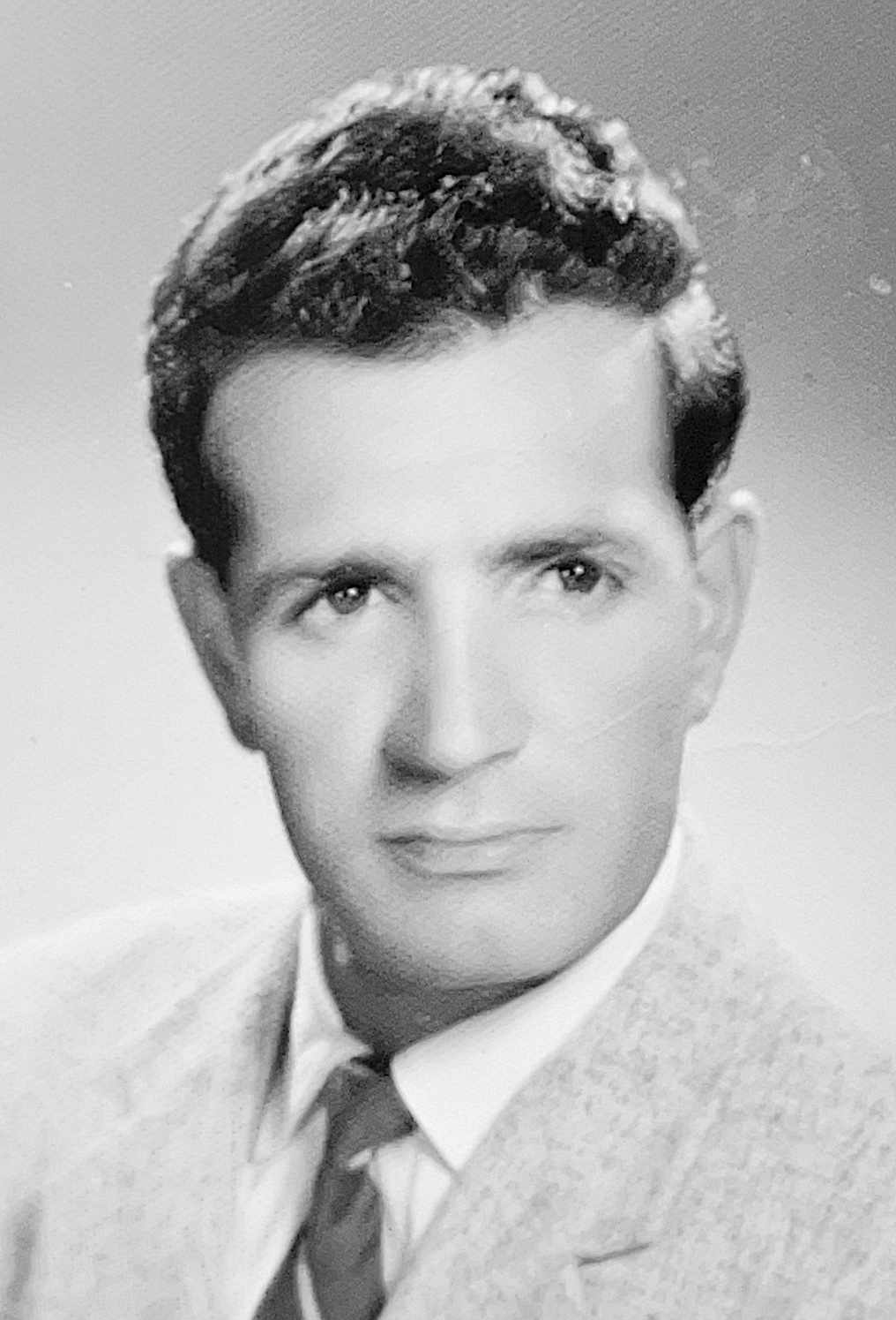 Antonio De Santis — Il Globo