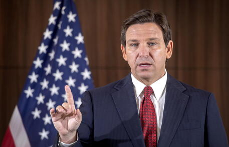 Il governatore della Florida ha firmato una legge che minimizza la ...