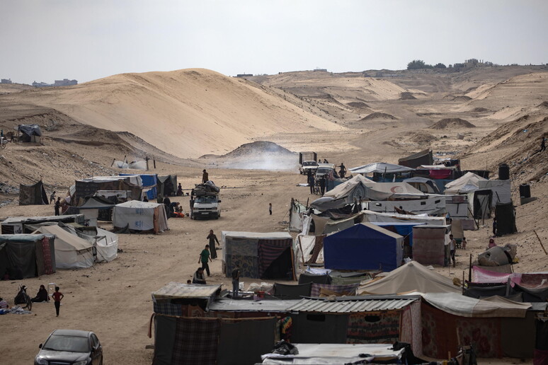 I tank di Israele penetrano nel centro di Rafah — Il Globo