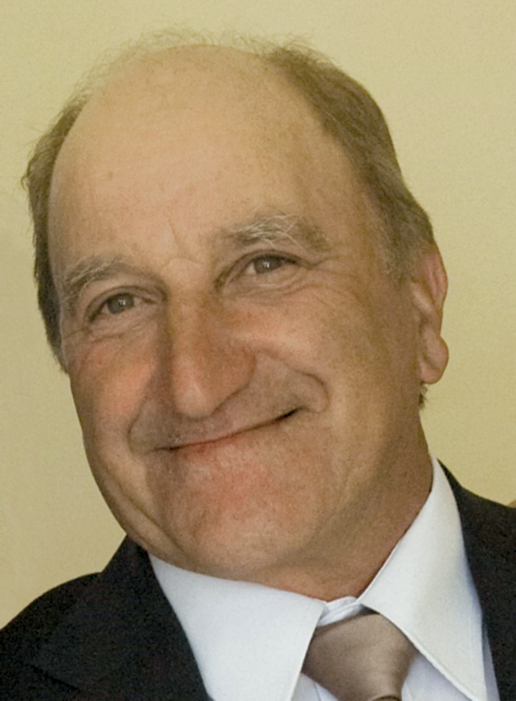 Giuseppe (Joe) Crispino — Il Globo