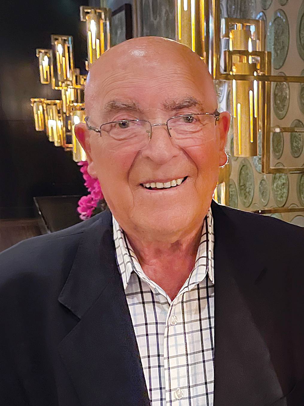 Domenic Crivelli — Il Globo