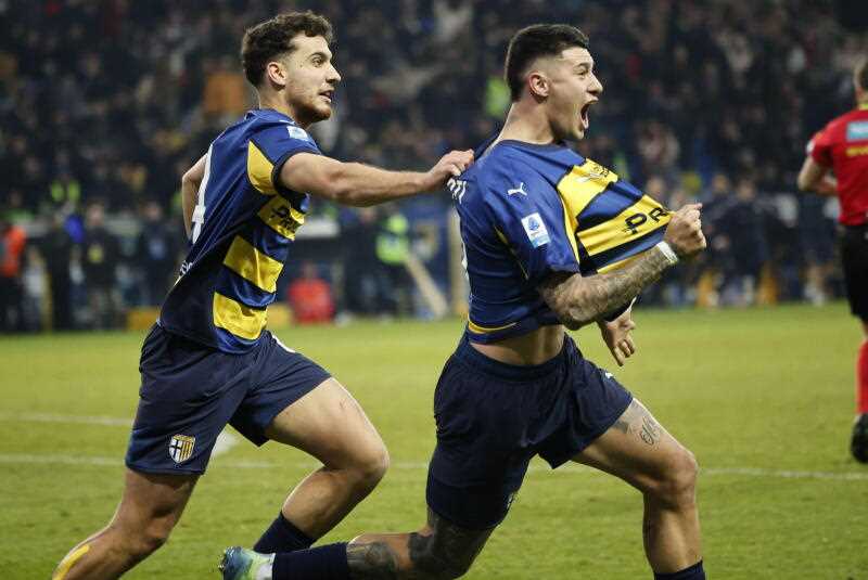 Il Parma vince al 98’ contro il Monza — Il Globo