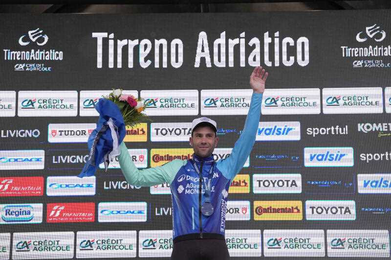 Tirreno-Adriatico, Vendrame vince la terza tappa — Il Globo
