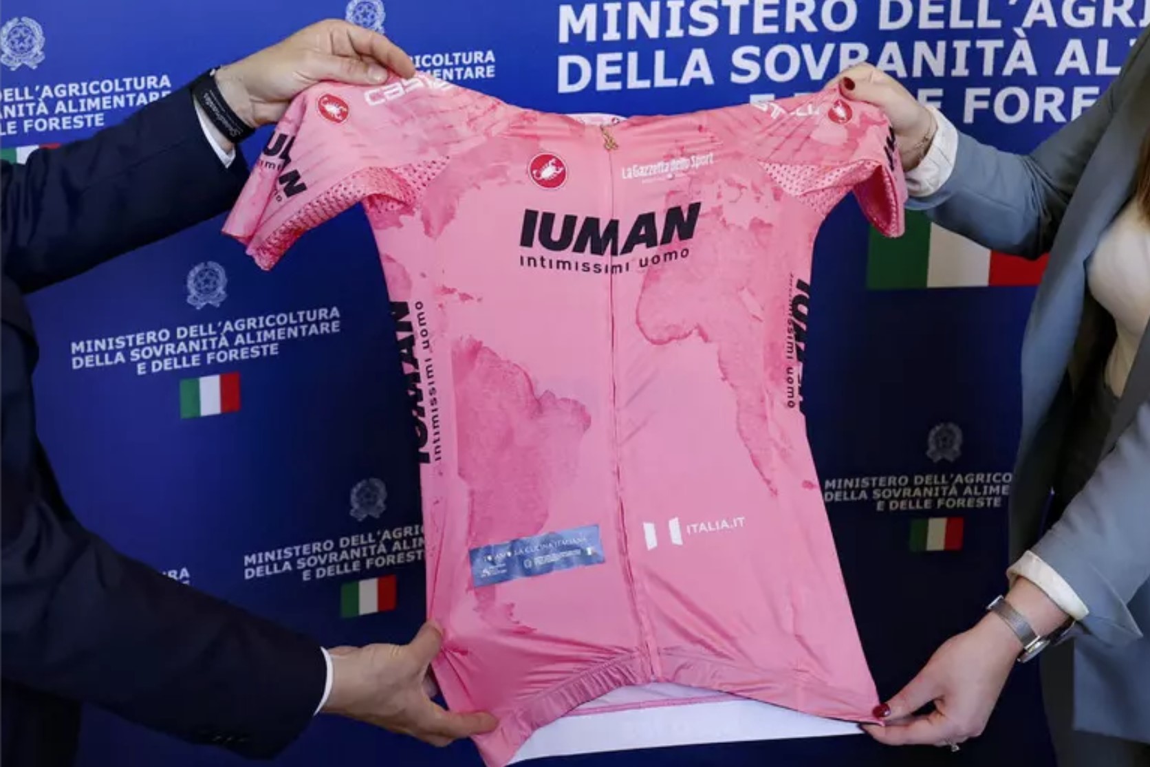 Giro d’Italia to make Vatican homage to Pope Francis — Il Globo