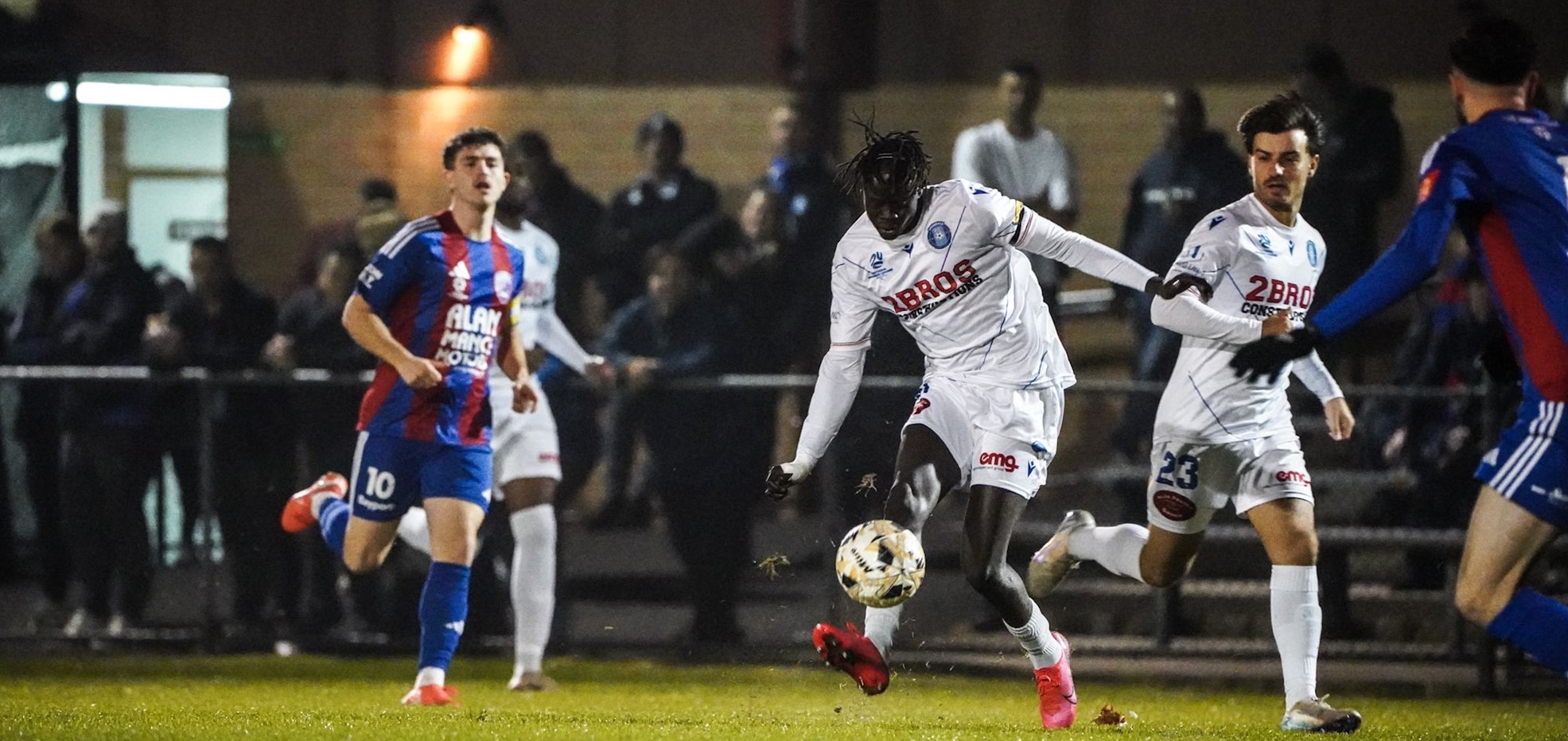 Tight contest between Avondale and Port Melbourne — Il Globo