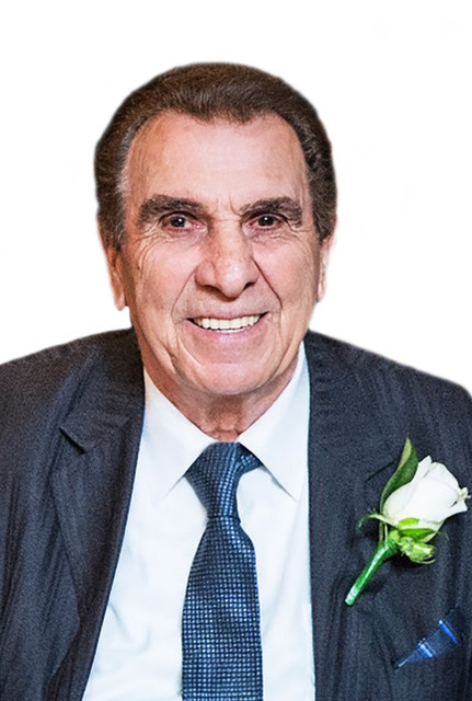 Giuseppe Versace — Il Globo