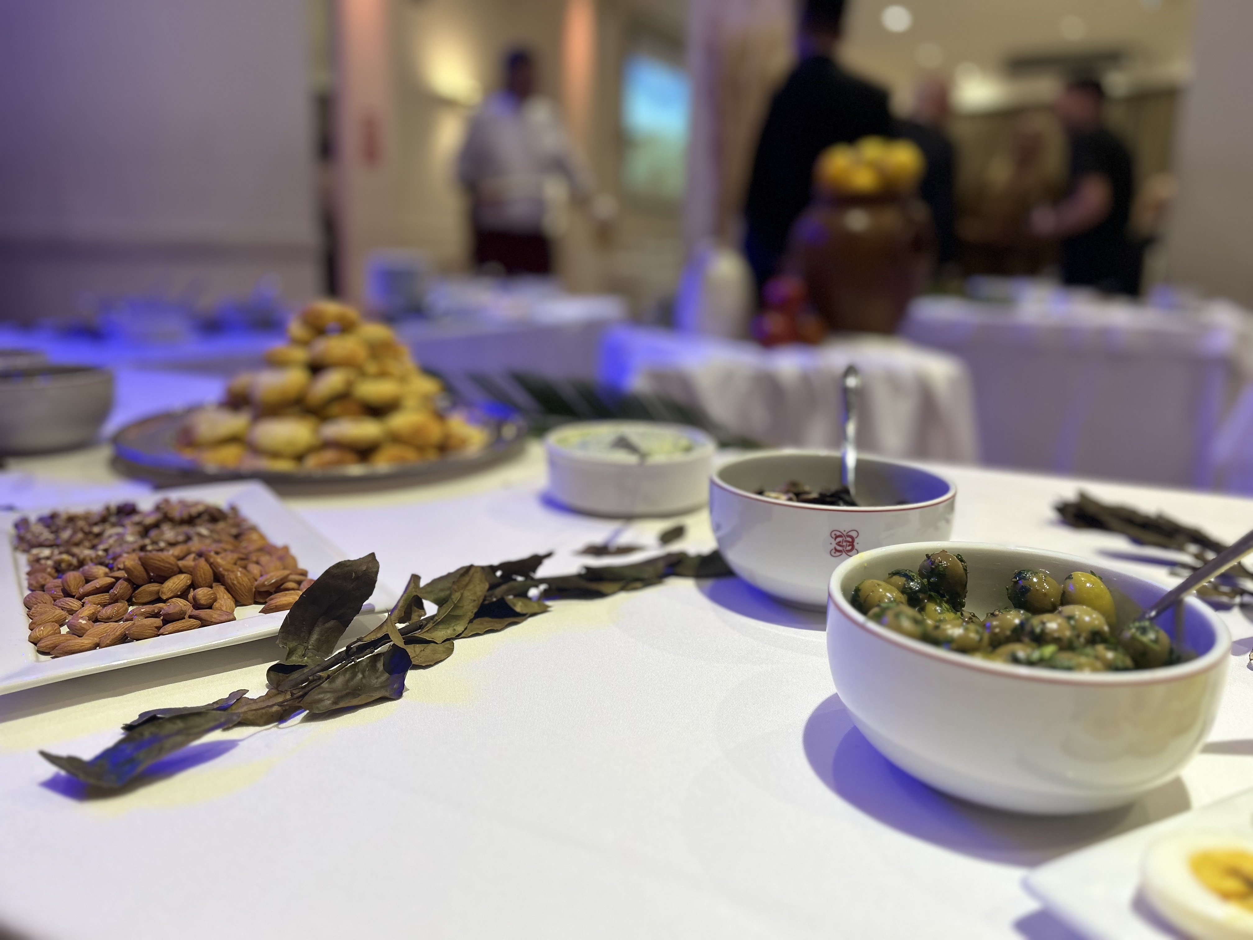 Una noche a la mesa de César Augusto en el Círculo Italiano — Il Globo