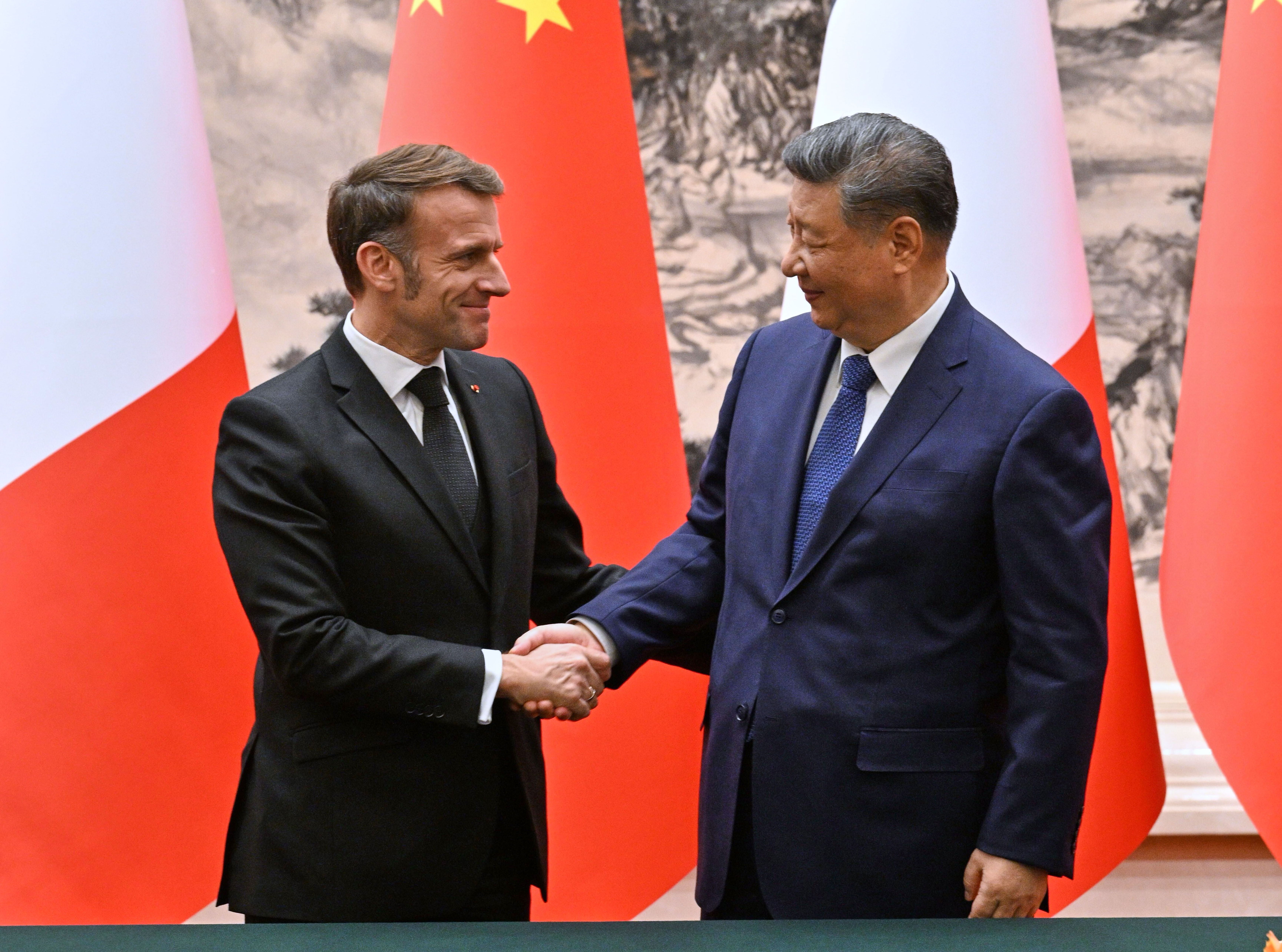 Macron e Xi: “Legami più forti” — Il Globo