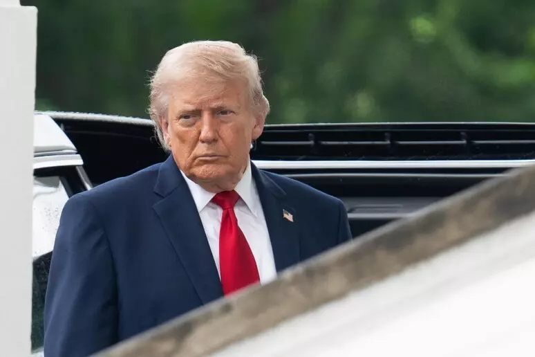 Trump blocca l'Iran: nessun taglio alle sanzioni per Hormuz — Il Globo